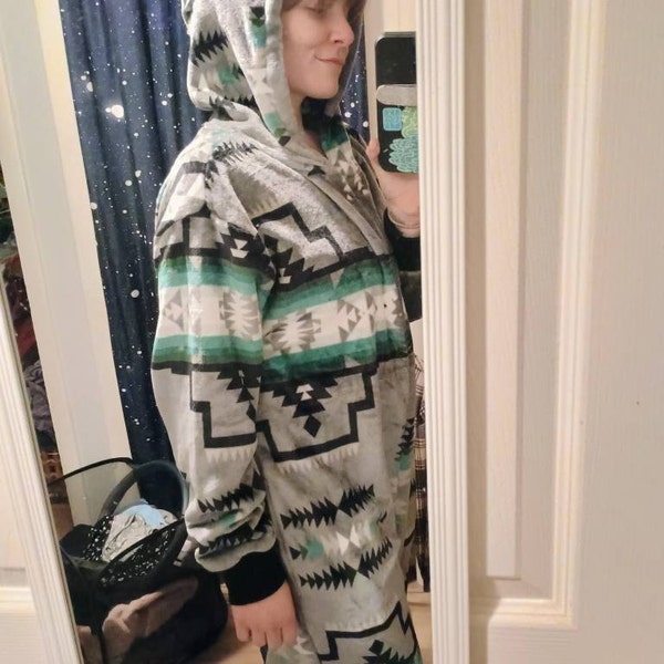 Native American Style Design Super Soft Plush Reversible Full Size ...