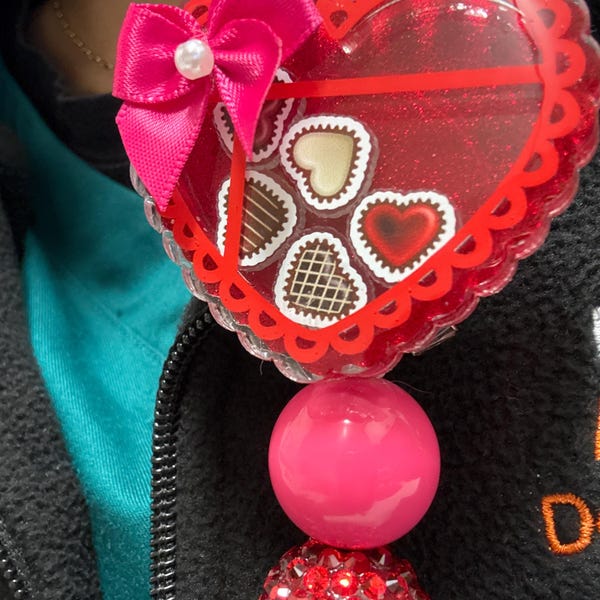 Sweetheart Valentines Badge Reel - Valentines Day Badge Reel - Shaker ...