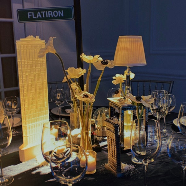 Chrysler Building Lamp - NYC Landmark Night Light - Bedside Table Lamp ...