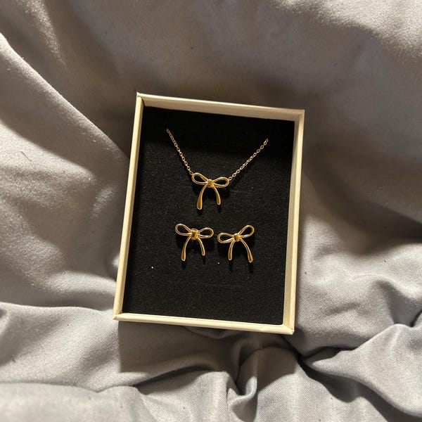 Ribbon Gold Necklace - Dainty Ribbon Pendent Gold Necklace - Beautiful ...