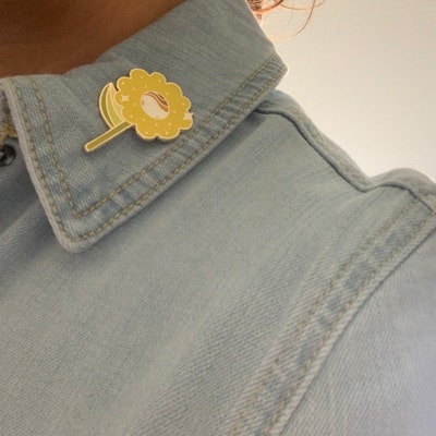 Flower Enamel Pin Flower Pin Cute Flower Pin Flower Lapel Pin Kawaii ...