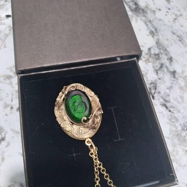 Vintage Emerald Green Intaglio Locket, Victorian Large Two Picture Gift ...