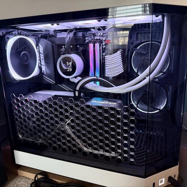 Hyte Y60 Custom Vented Side Panel - Etsy