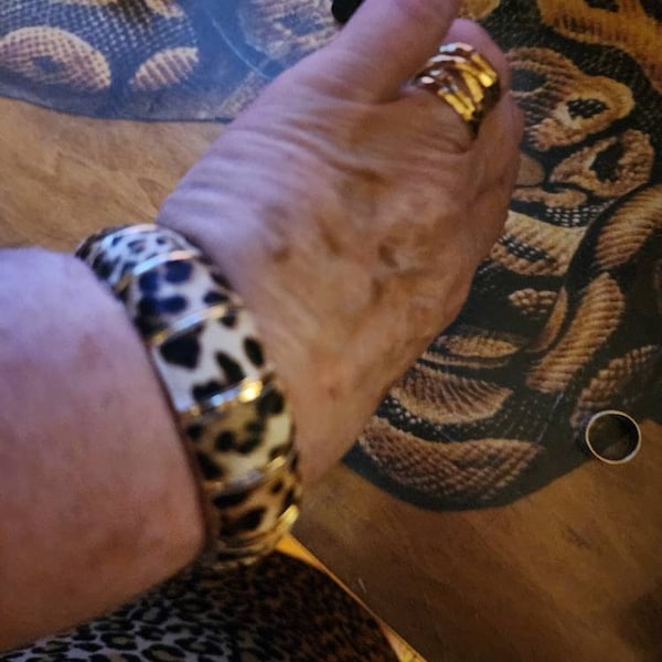 Green Four Leaf Clover Pin Brooch Created in Shiny Green Enamel Finish ...