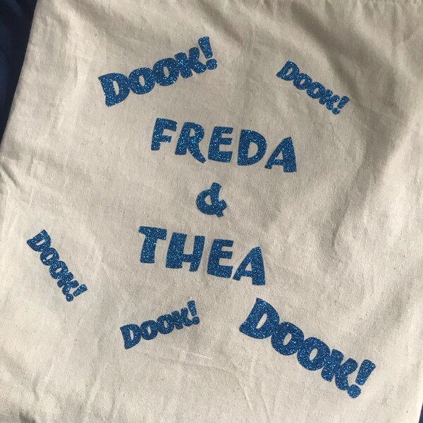 The Cosy Coffin Luxury Halloween Coffin in 3 Sizes, Hanging Cube ...