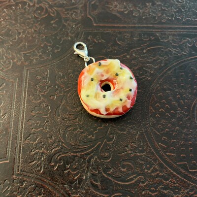 Spaghetti Keychain // Polymer Clay Food // Clay Keychain - Etsy