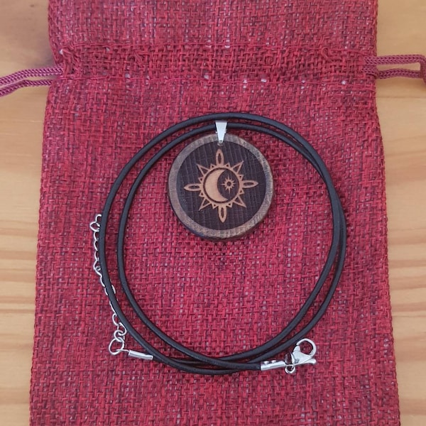 Norse Runes, Elder Futhark Divination Runic Dice, 4 Wooden Dice With ...