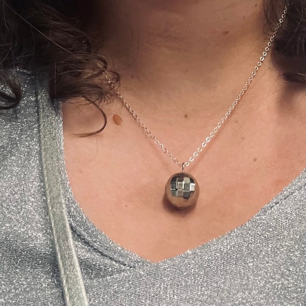 Shining Mirrorball Necklace // Silver Chain // Sparkly Disco Ball ...