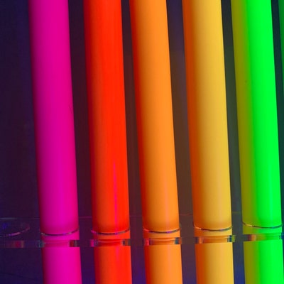 Hyperglow PINK Glow in the Dark Rods Skur Composites Reusable ...