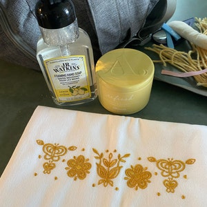 NEW Desert Rose Embroidered Napkins Complement Franciscan Collection ...