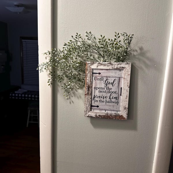 Rustic Faith Sign – “praise Him in the Hallway” Farmhouse Wall Decor - Etsy