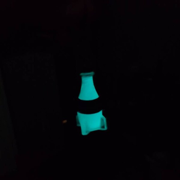 Fallout Inspired Nuka Cola Quantum Backpack Keychain - Etsy