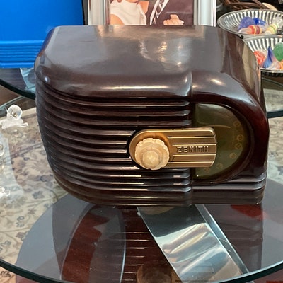 1956 Zenith Radio Model Y513. Restored and Working. FREE - Etsy