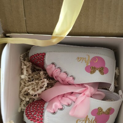 Minnie Mouse Baby Shoes BABY GIRL SHOES Personalized Baby Girl Gift ...
