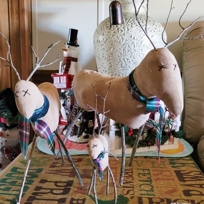Primitive Reindeer Decor - Etsy