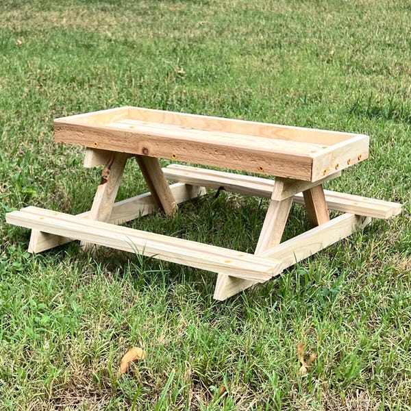 One Picket Chicnik Table Plans, Digital Plans, Chicken Table, Chicken ...