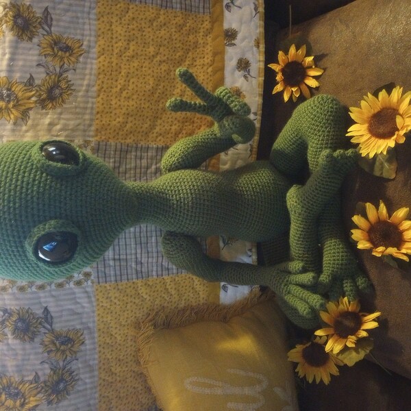 Alien Crochet Amigurumi Pattern DIGITAL Download PDF by Crafty ...