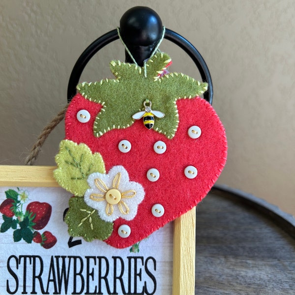 100 Percent Wool Felt Roll in Color IVORY - Wool Felt - Merino Wool ...