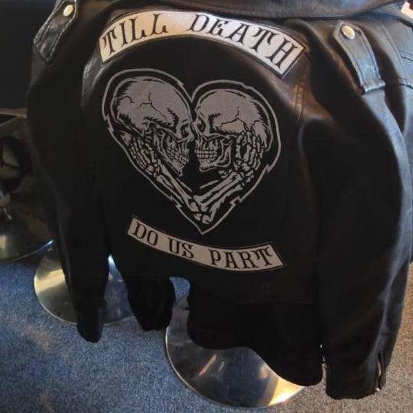 Wolf Skull Patch - Gothic Norse Wolf Head With Skulls, Chains and Heavy ...
