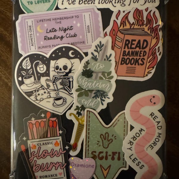 Bookish Stickers, Cinnamon Roll, Romance Era, Book Stickers, Kindle ...
