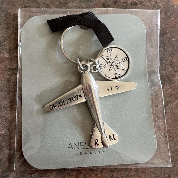 Personalised Fly Safe Keychain, Airplane Charm, Gift for Daddy, Pilots ...