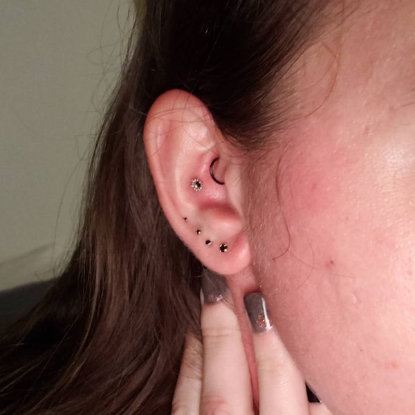 16 Gauge Sun Cartilage Piercing With CZ in Center/top Design Size: 5mm ...