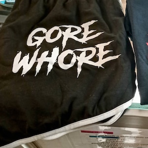 Scream Queen Horror Gore Themed T-shirt - Etsy