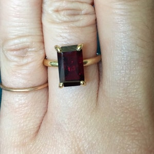 Gold Garnet Rectangle Ring 14k Solid Gold Garnet Ring - Etsy