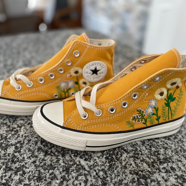 Custom Converse Embroidered Shoes Converse Chuck Taylor 1970s ...
