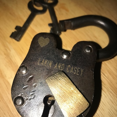 Skeleton Key Padlock - Etsy