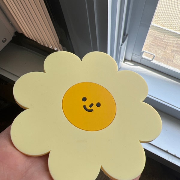 Modern Acrylic S-shape Coffee Table Sleek, Unique Acrylic S-shape Table ...