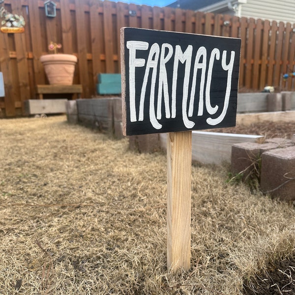 Farmacy Garden Sign Vegetable Stake Gardener Gift Farmer Decor Rustic ...