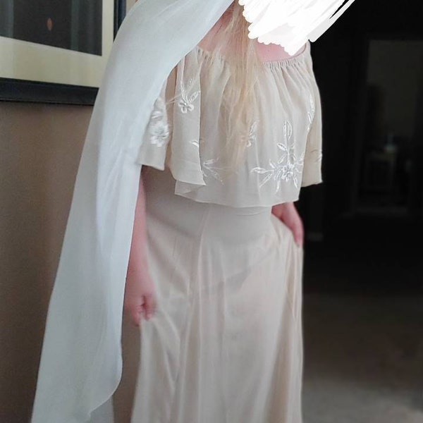 Chiffon Wedding Veil for Modern Bride, Ivory Single Tier Bridal Veil ...