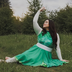 Zoya 2 Sleveless V-neck Leotard/ Turquoise Leotard/ Metallic / Glow ...