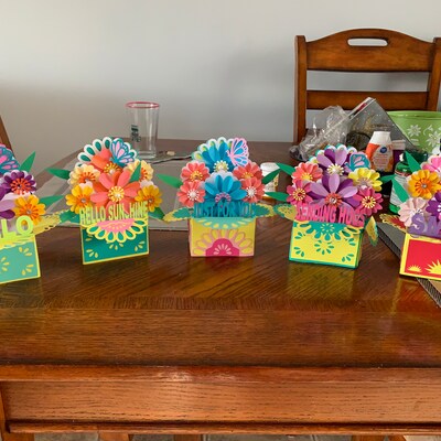 Sunshine Bouquet Card in A Box 3D SVG - Etsy