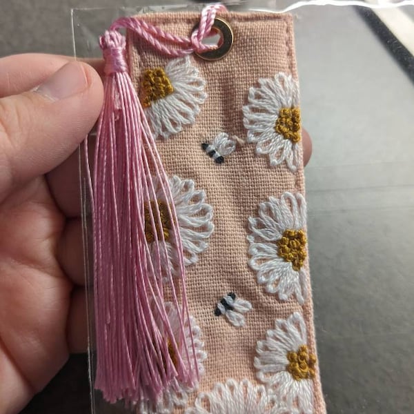 Floral Embroidered Bookmark, Cute Handmade Flower Bookmark, Linen Hand ...