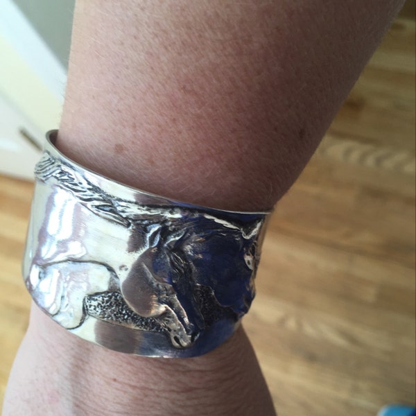 Two Horse Heads Cuff Bracelet in Silvery Pewter Handmade USA - Etsy