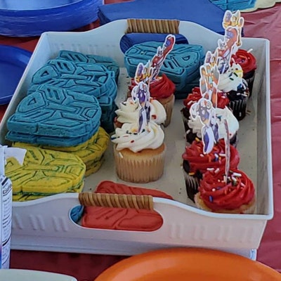 Suspicious Crewmate Astronaut Cookie Cutter 2-piece - Etsy