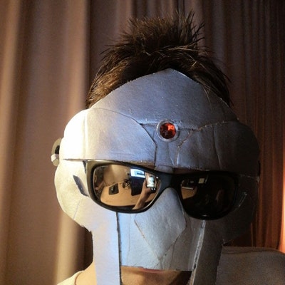 EVA Foam Predator Gauntlet Template - Etsy