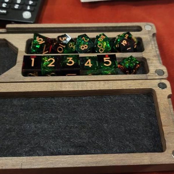 Purple DND D20, D6 Dice, Blue Purple Sharp Edge D&D Dice Set, Dungeons ...