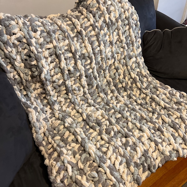 CROCHET PATTERN & VIDEO/ Chunky Cabin Throw, Jumbo Blanket Yarn Pattern ...