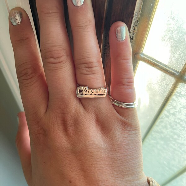 Custom One-line Nameplate Ring - Etsy