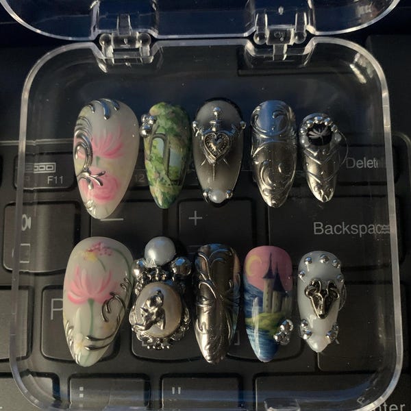 Knight in Shining Armor Press on Nails - Etsy