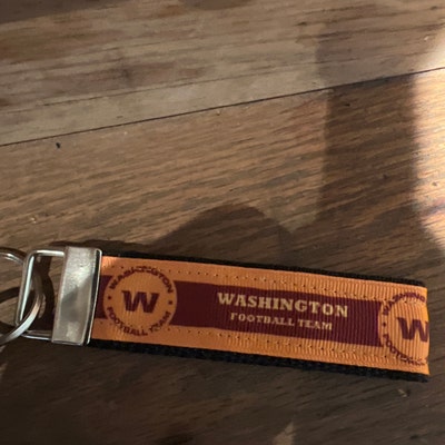 NHL & NBA Key Chains capitals, Flyers, Penguins, Rangers, Bruins, Kings ...