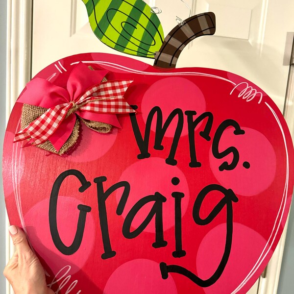 Classroom Apple Doorhanger - Etsy