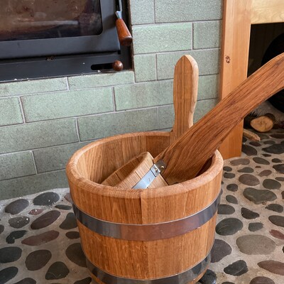 Wooden Oak Bucket 10L 15L Rustic Whiskey Barrel / Round Water Pail With ...