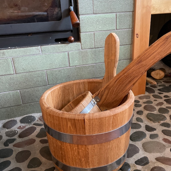 Wooden Oak Bucket [10L — 15L] Rustic Whiskey Barrel / Round Water Pail ...