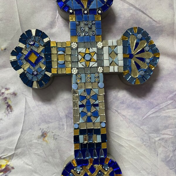 Stain Glass Mosaic Cross White Modern Wall Cross in Glass Mosaic With ...
