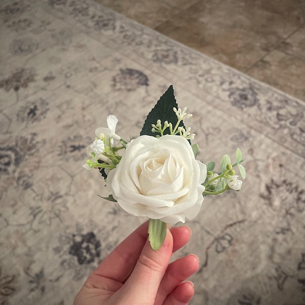 White Rose Bridal Bouquet, Classic Wedding Bouquet, Rustic Boho Flower ...