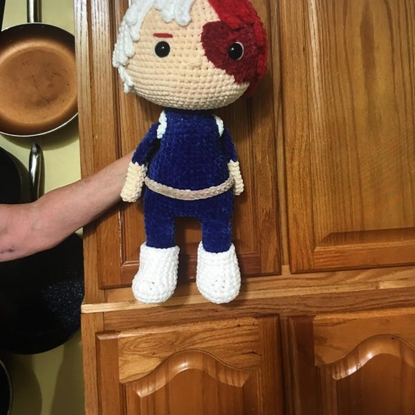 Detective Hopper Amigurumi Pattern - Etsy